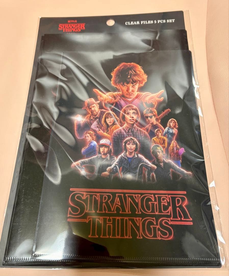 ❣️完売品まとめ売り❣️Stranger Things x 3coinsコラボ