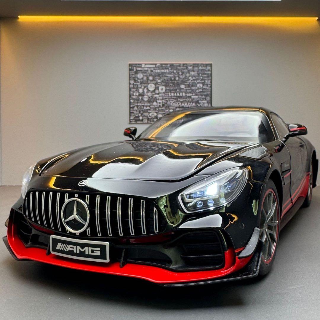 1/18 メルセデスAMG GT R ダイキャスト ライト音声付 新品