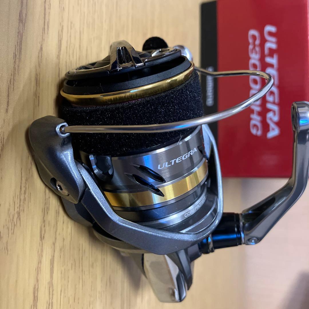 SHIMANO ULTEGRA C3000HG リール