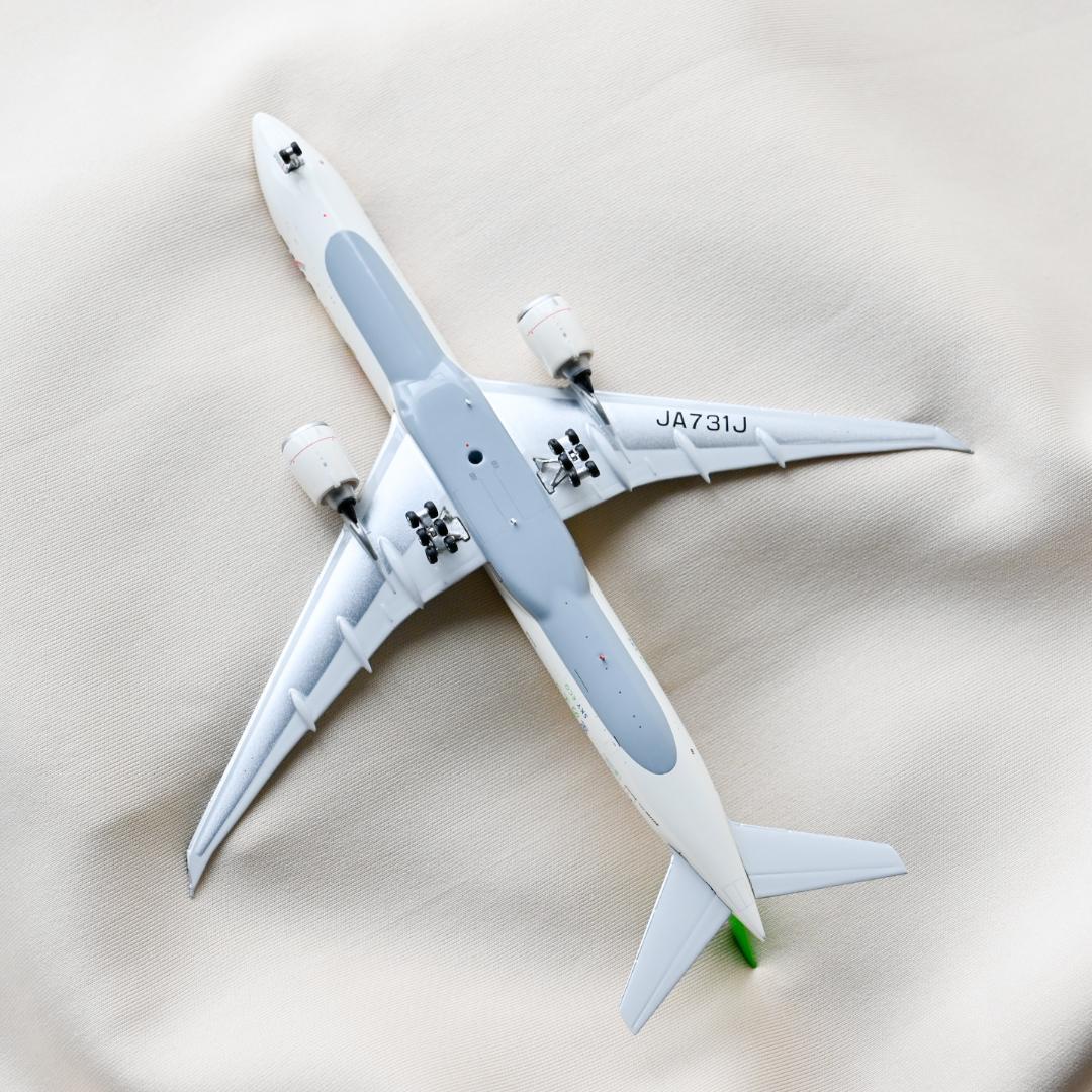 JAL 旧ロゴ B777-300ER「空のエコ」エコジェット 1/400