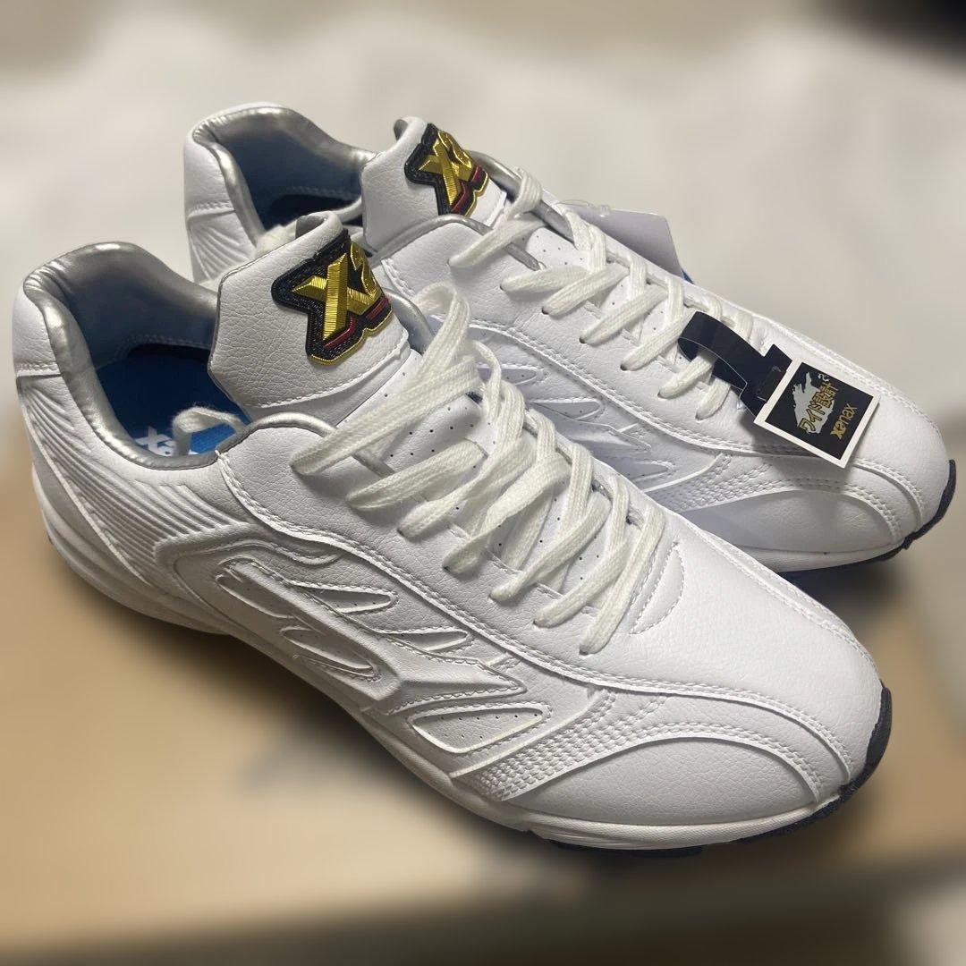 xenax ホワイト トレーニングシューズ