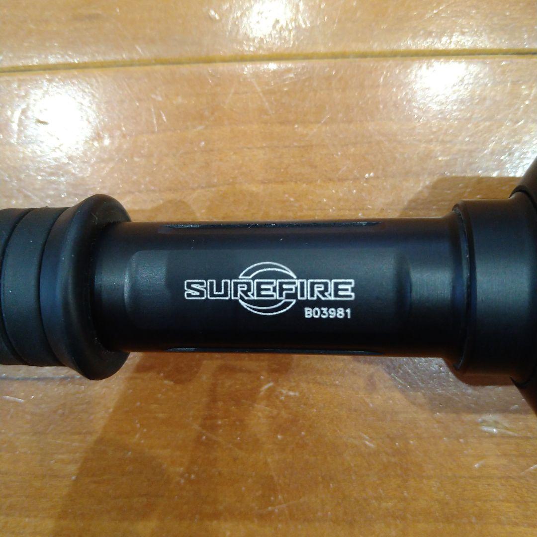 （極美品）Surefire INVICTUS U23T ハンディライト