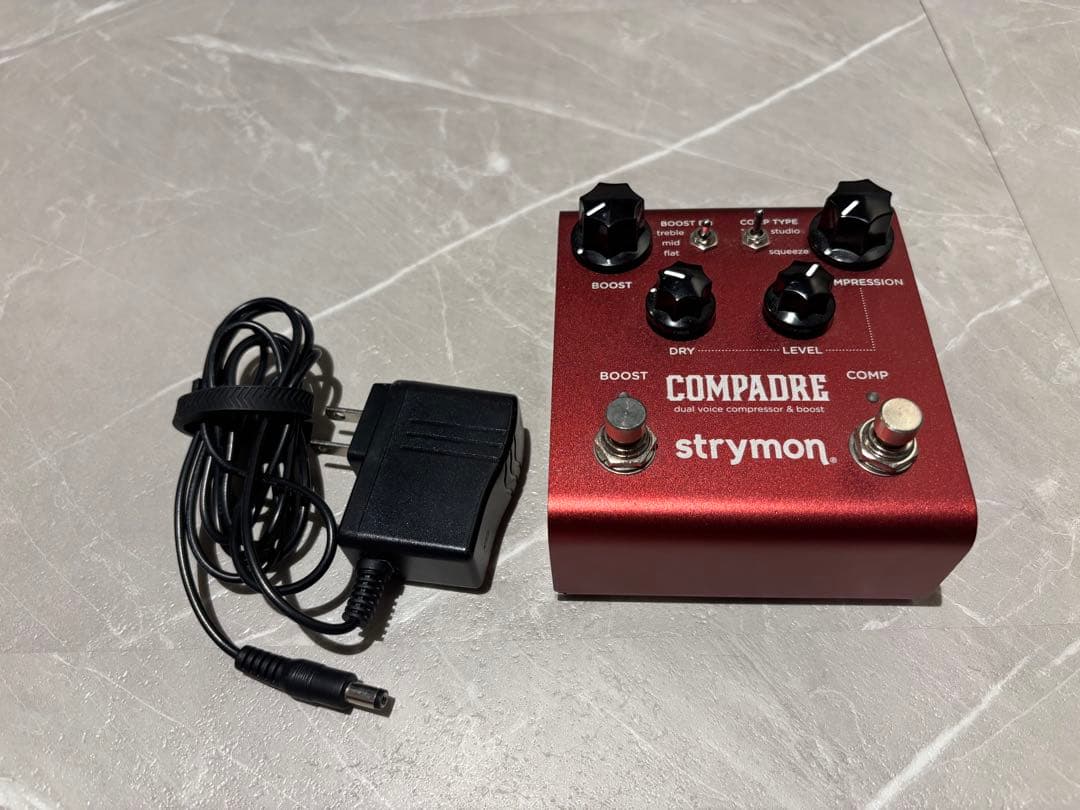 Strymon Compadre 赤 ベースエフェクター