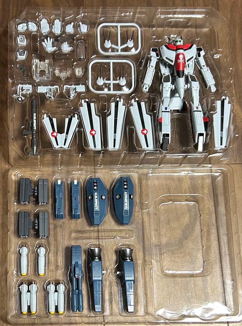 HI-L R マクロス VF-1S ストライクバルキリー 一条輝機