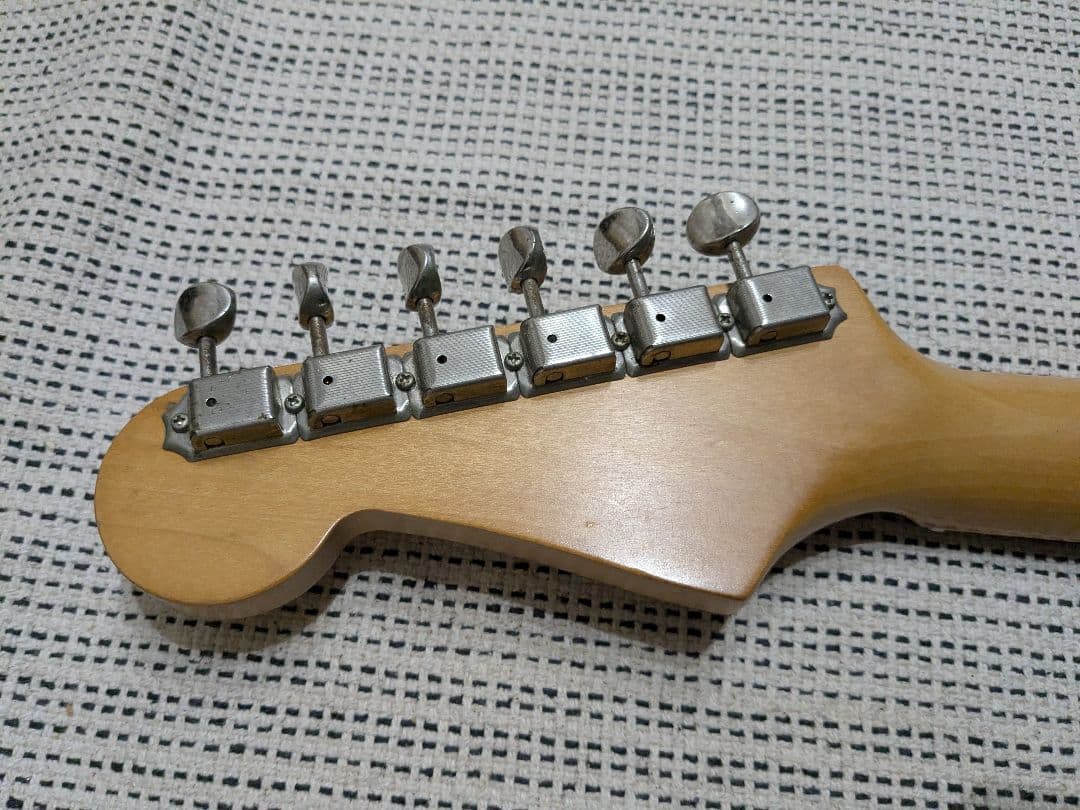 Fender Japan Stratocaster MST-32 レア仕様