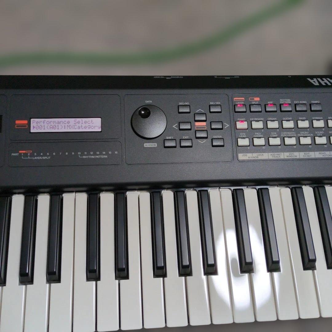 鍵盤楽器 YAMAHA MX49