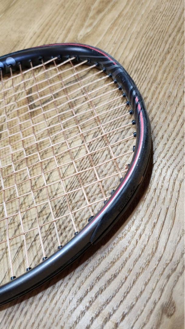 希少！高級ラケット！初代レグナ　YONEX