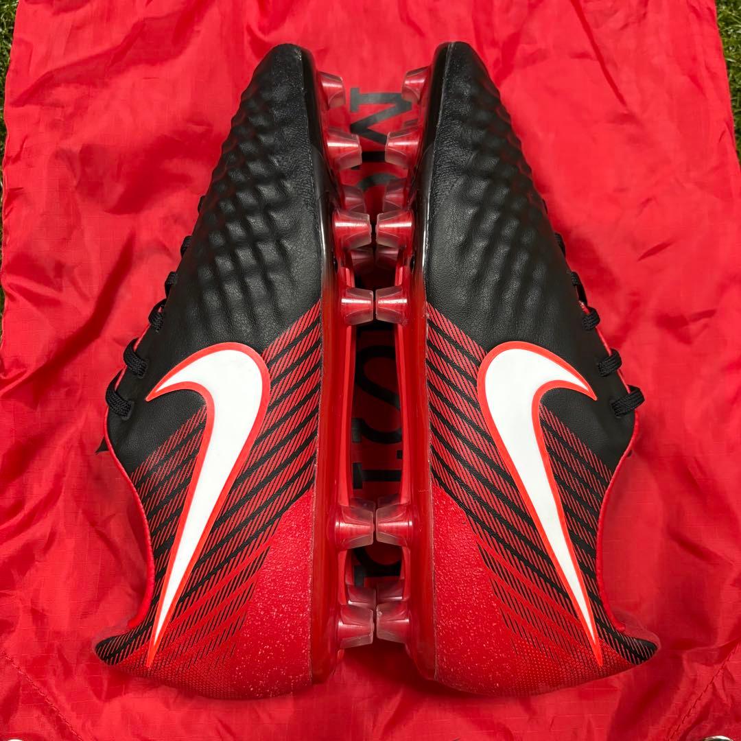 NIKE Magista Opus Ⅱ HG-E 25cm