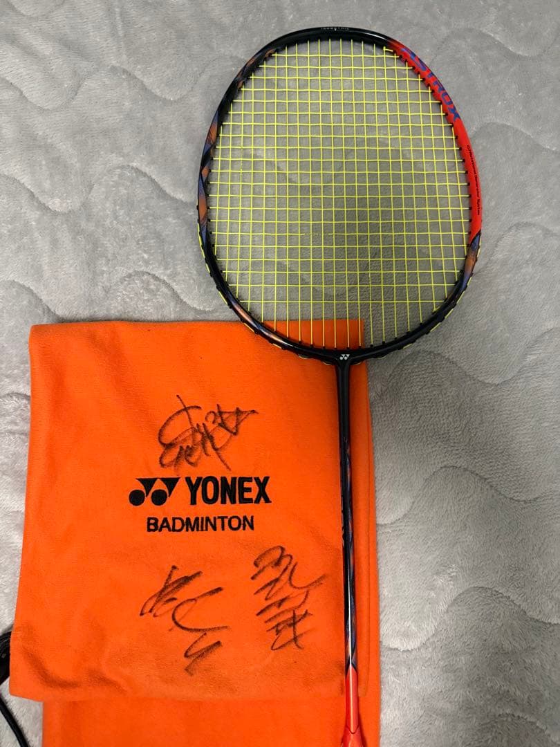 YONEX ASTROX 77 PRO ラケット 4UG5