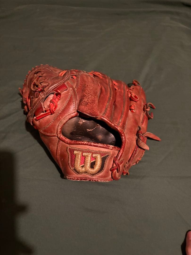 Wilson 硬式グローブ レッド