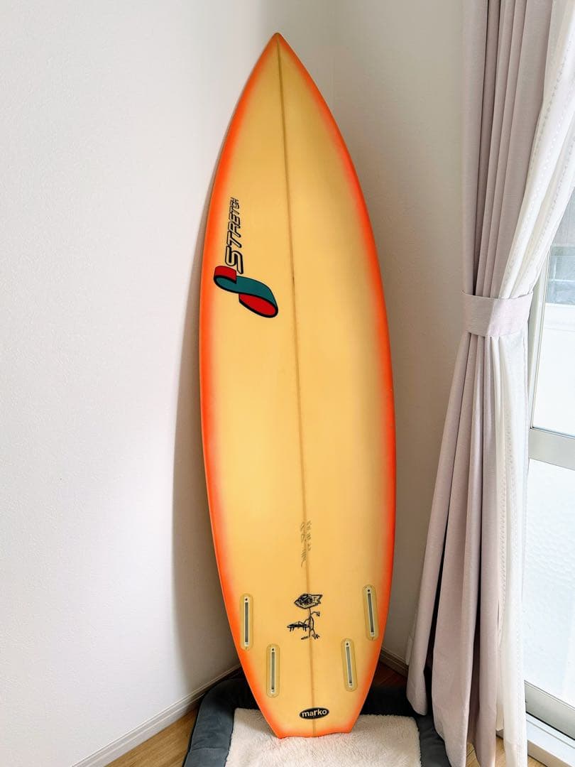 ストレッチ　サーフボード　5'10ft EPS markoフォーム