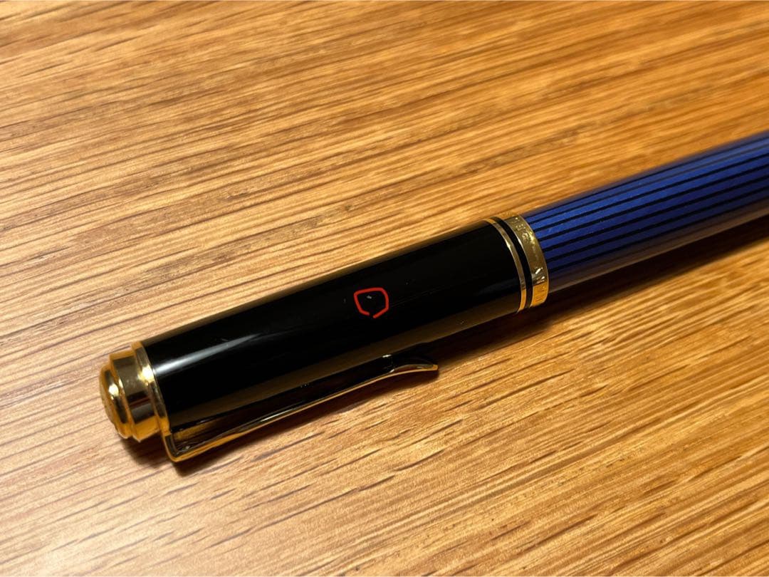 Pelikan 万年筆 スーベレーン M400 ブルーストライプ F【最終価格】