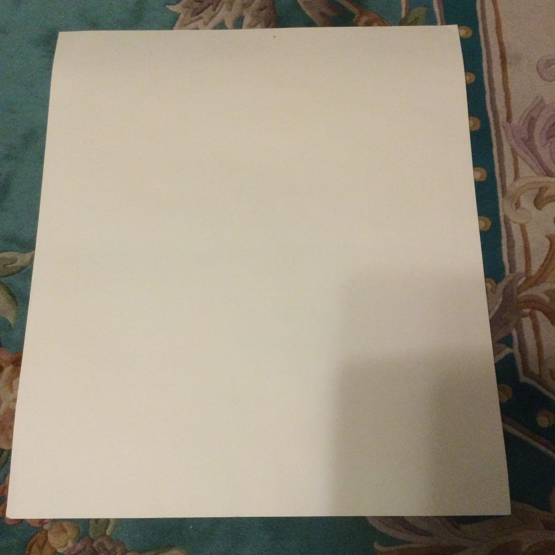 女性のポスター、サイン付き、シリアル番号付き