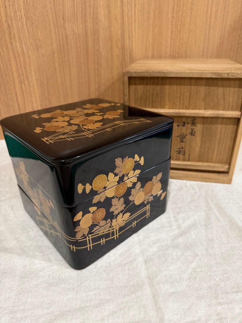 平安堂　山田平安堂　己ん典　菊　蒔絵　重箱