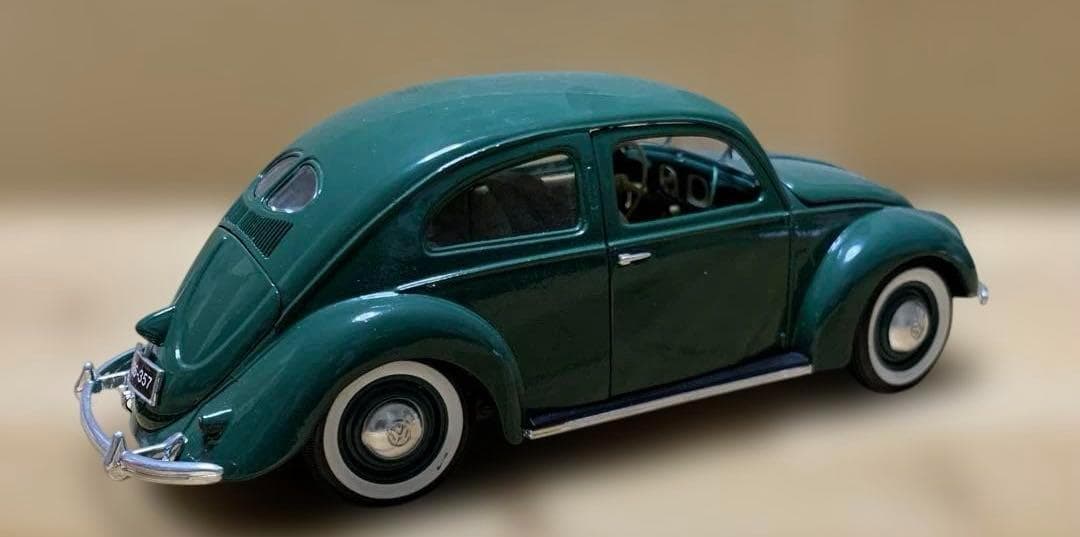 ミニカー　1/18　VW　フォルクスワーゲン　ビートル　1951　グリーン