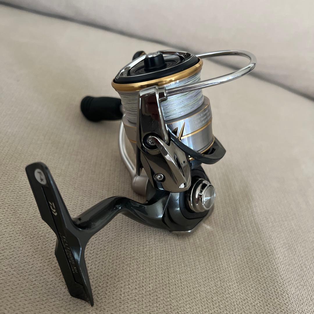 DAIWA LUVIAS FC LT 2500S-XH スピニングリール