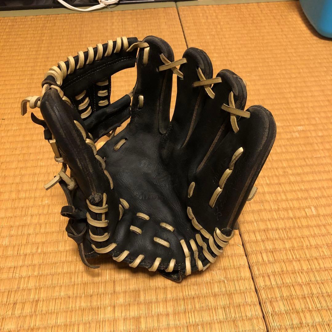 り*う様 ミズノプロ硬式内野手用グローブ　紐交換済み