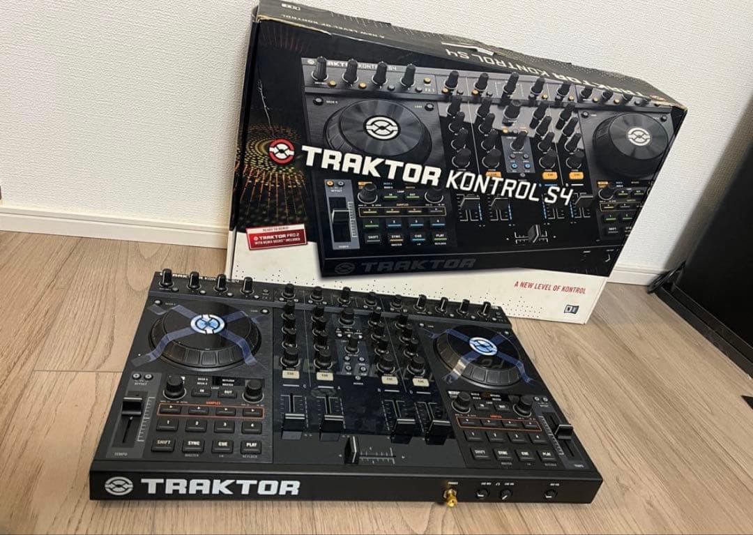 DJ機材 Native Instruments TRAKTOR KONTROL S4