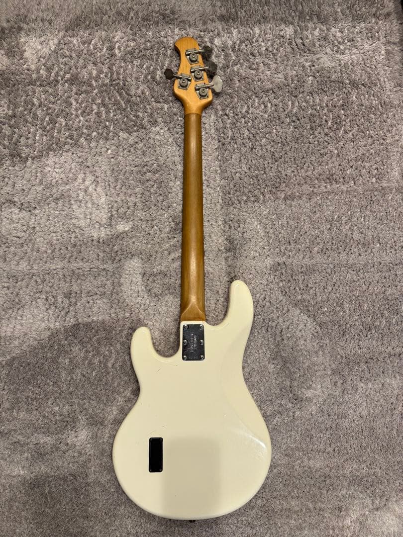 MUSICMAN StingRay-EXエレキベース WH／R
