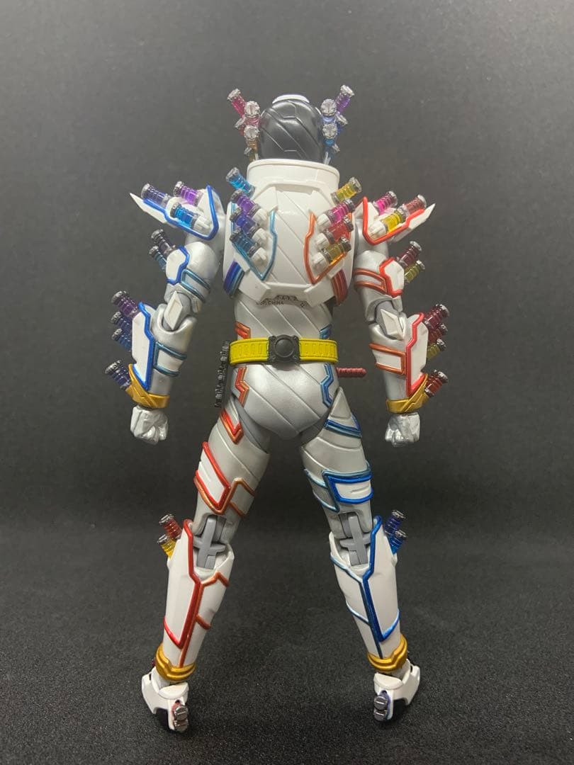 s.h.フィギュアーツ仮面ライダービルドジーニアスフォーム