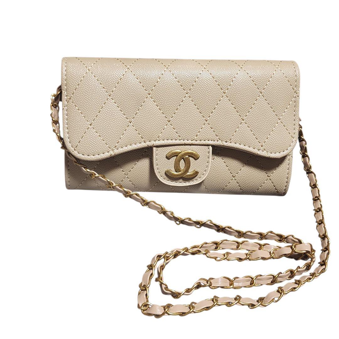 CHANEL　チェーンウォレット　キルティング　ベージュ　ノベルティ