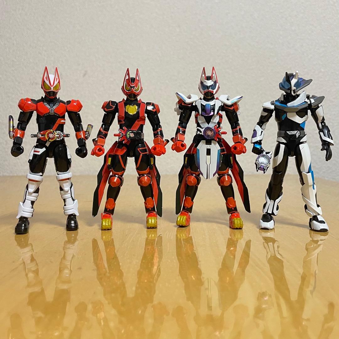 装動 仮面ライダーギーツ レーザーブーストセット+おまけ BANDAI