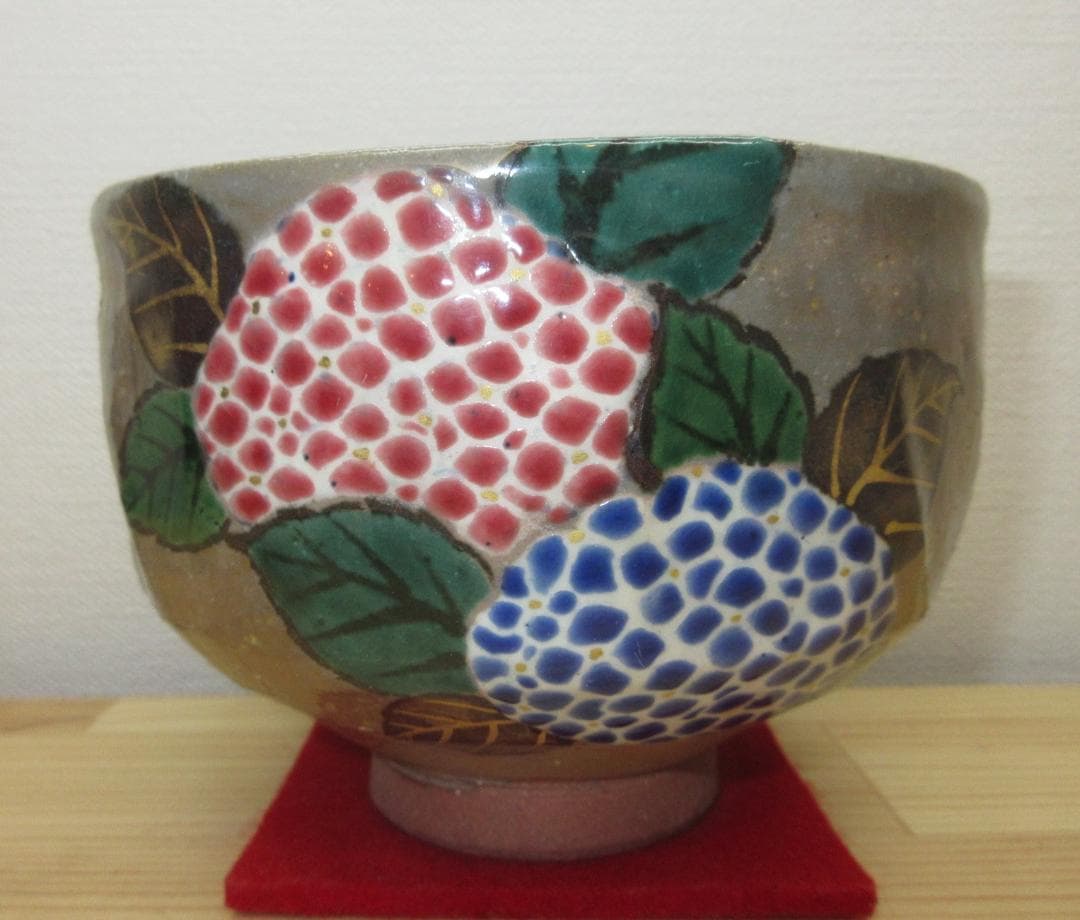 送料込【逢絢亭・新品】茶道具 茶碗 京焼 乾山 紫陽花の図 山川敦司 共箱入り