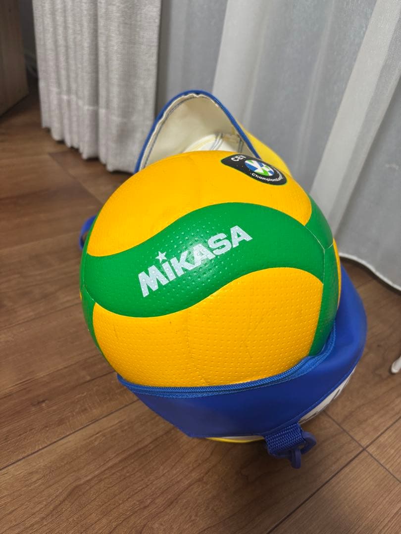 バレーボール　5号　ミカサ　MIKASA ヨーロッパモデル　カバン付き