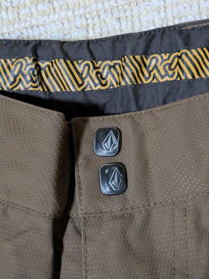 VOLCOM NOMIS メンズスノーボードスノボースキーウェア　サイズL
