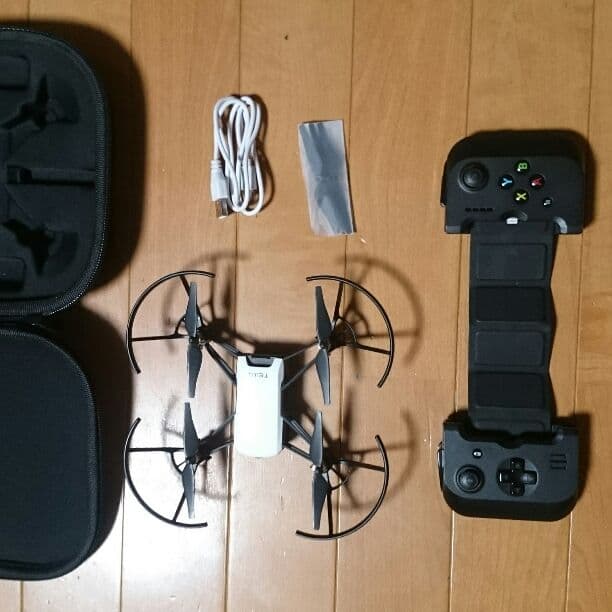 DJI TELLO 送信機GAMEVICE 中古品