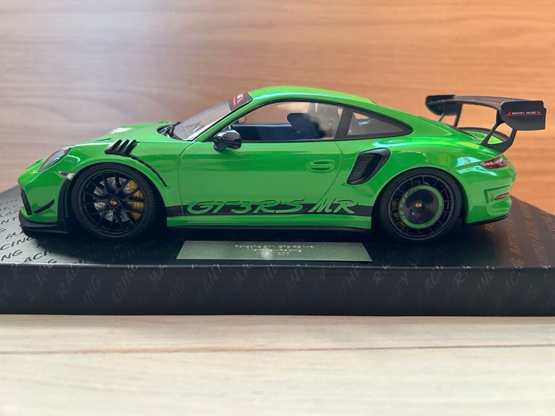 S*S様 1/18 ポルシェ911GT3 RS MR