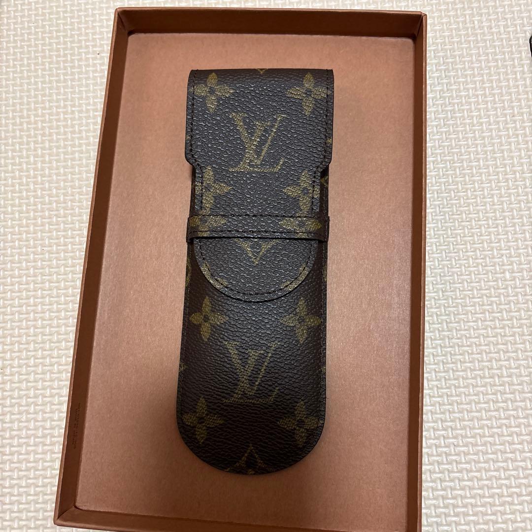 Louis Vuitton モノグラムペンケースメガネケース