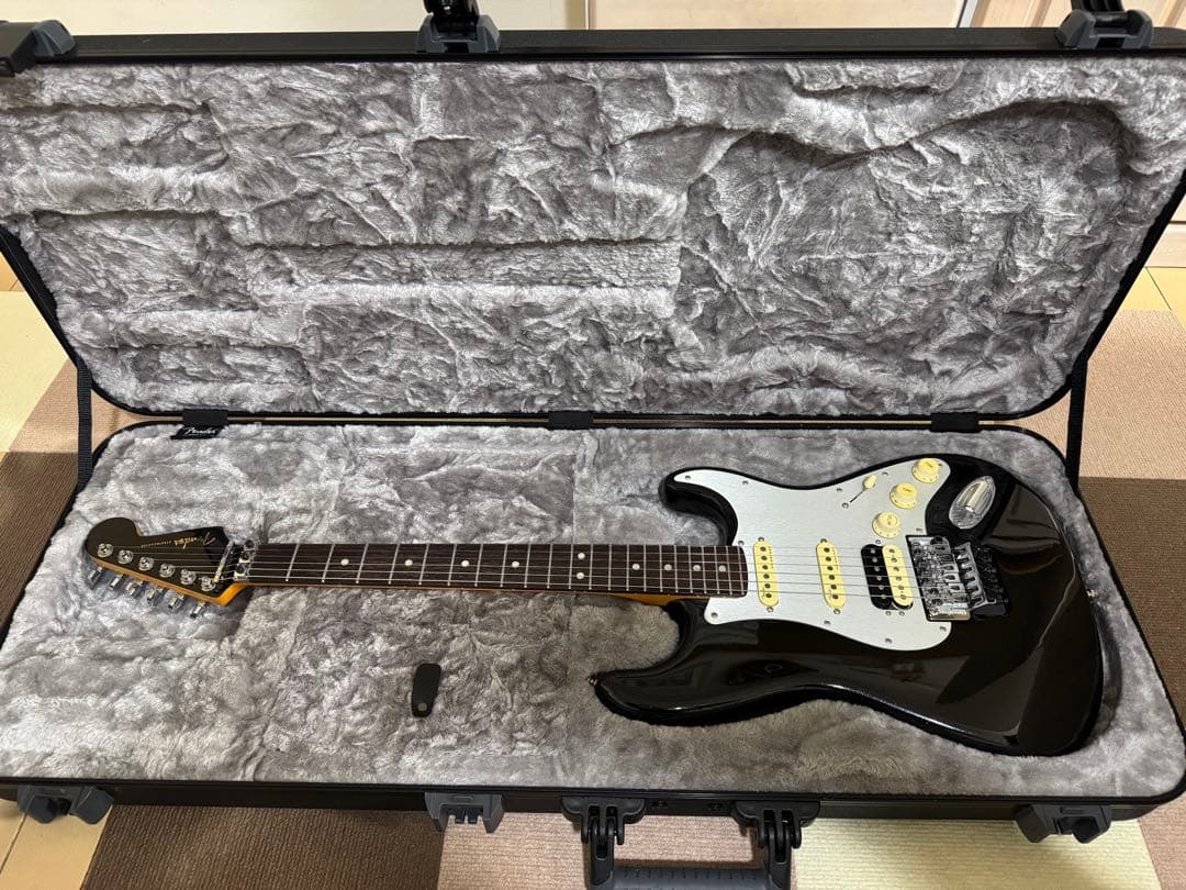 ギター Fender American Ultra Luxe Stratocaster