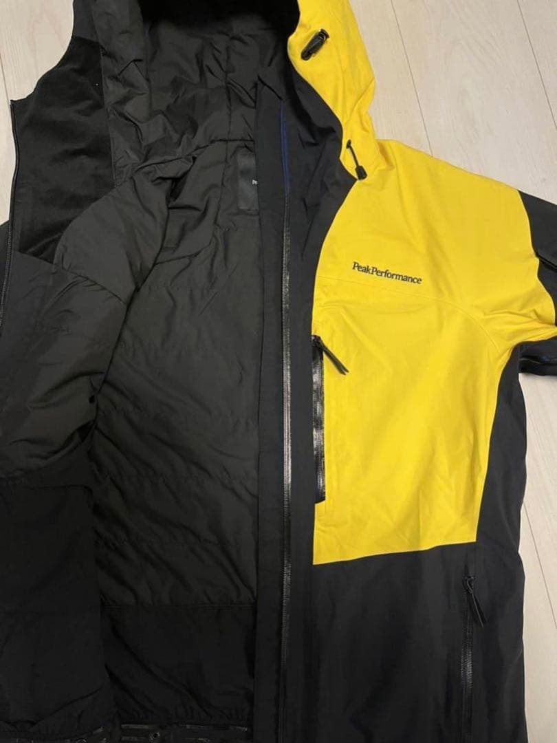 スキー PeakPerformance Gravity 2L Jacket