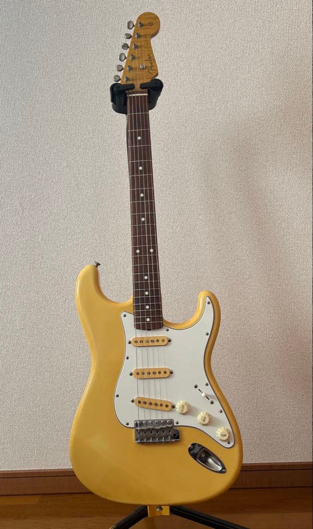 Fender Japan Stratocaster フェンダー　ストラト
