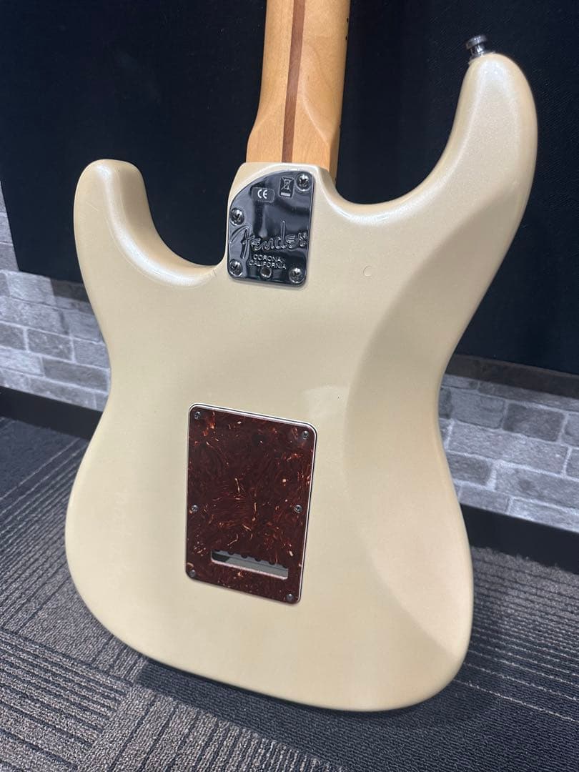 ギター Fender American Deluxe Stratocaster