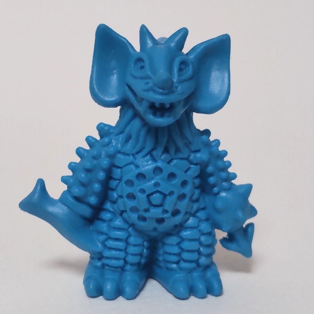 ヤ*）様 ★コレクション400　ウルトラマン怪獣消しゴム　タイラント