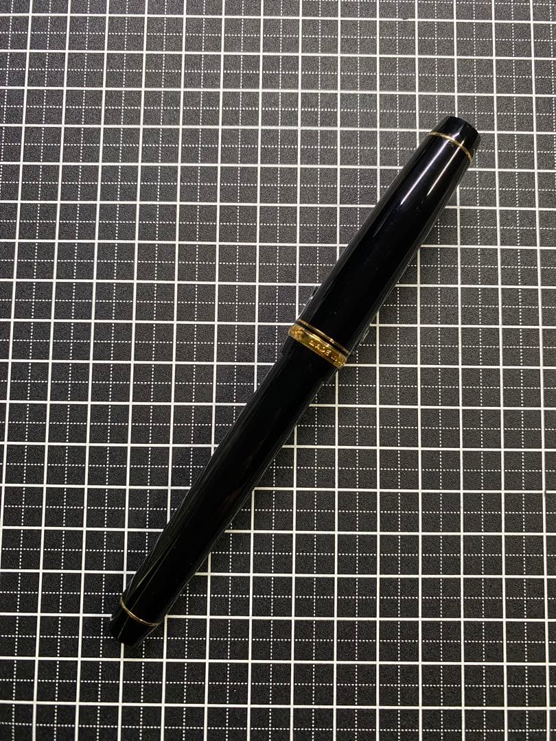 PILOT CUSTOM 74 ベスト型　万年筆　字幅M