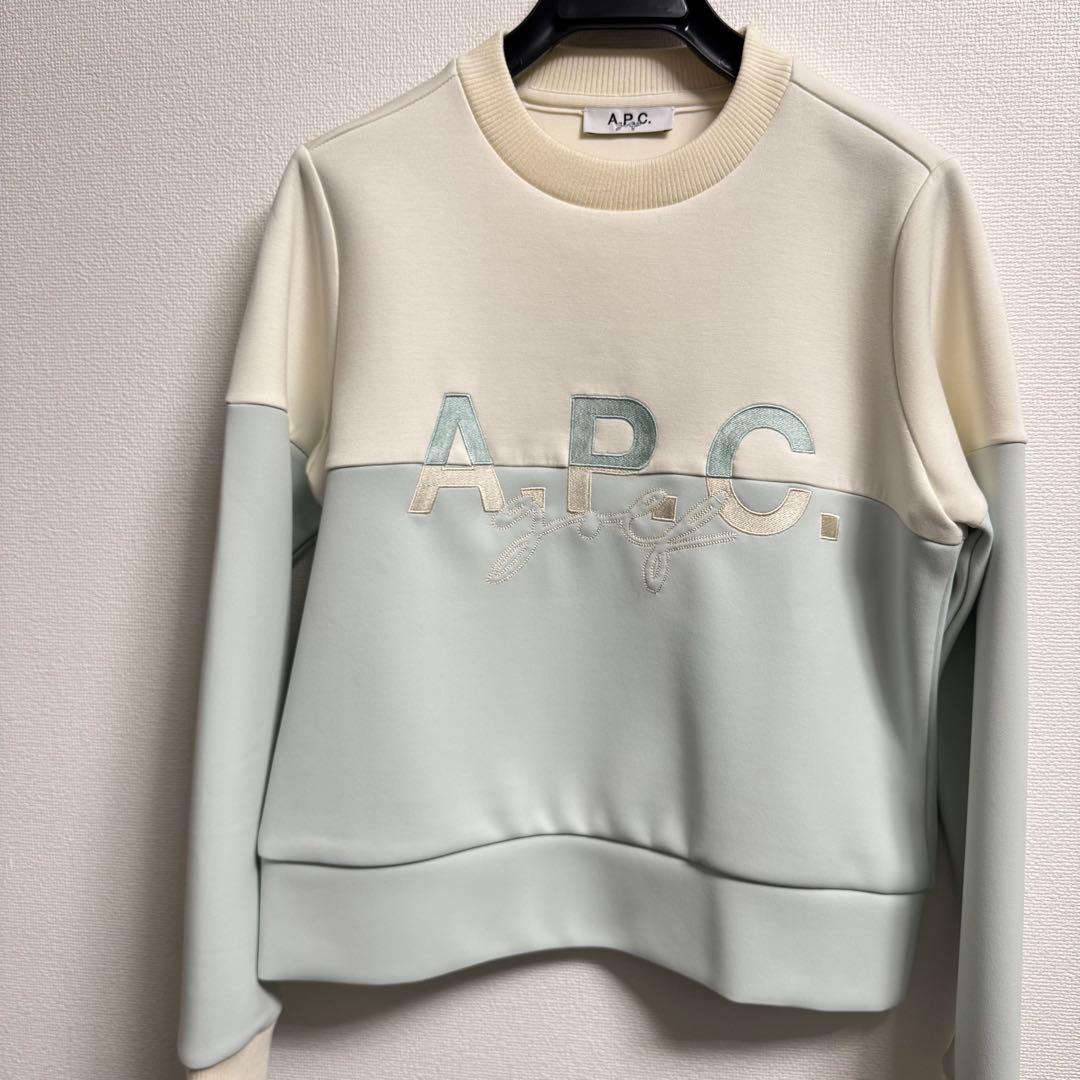 値下げ！　新品未使用　A.P.C. ゴルフウェア　クルーネックセーター　S