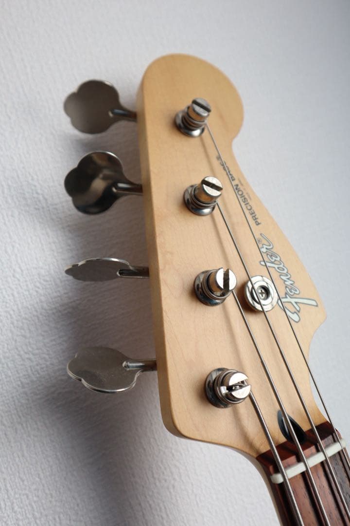 Fender Japan Precision Bass ケース付き