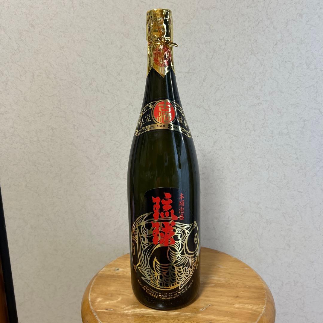 ⭐️新里酒造 ⭐️限定蔵出し ⭐️本場泡盛8年古酒 ✳︎ 専用になります。