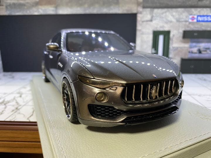 BBR 1/18 マセラティ レヴァンテMaserati Levante