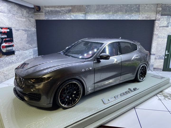 BBR 1/18 マセラティ レヴァンテMaserati Levante