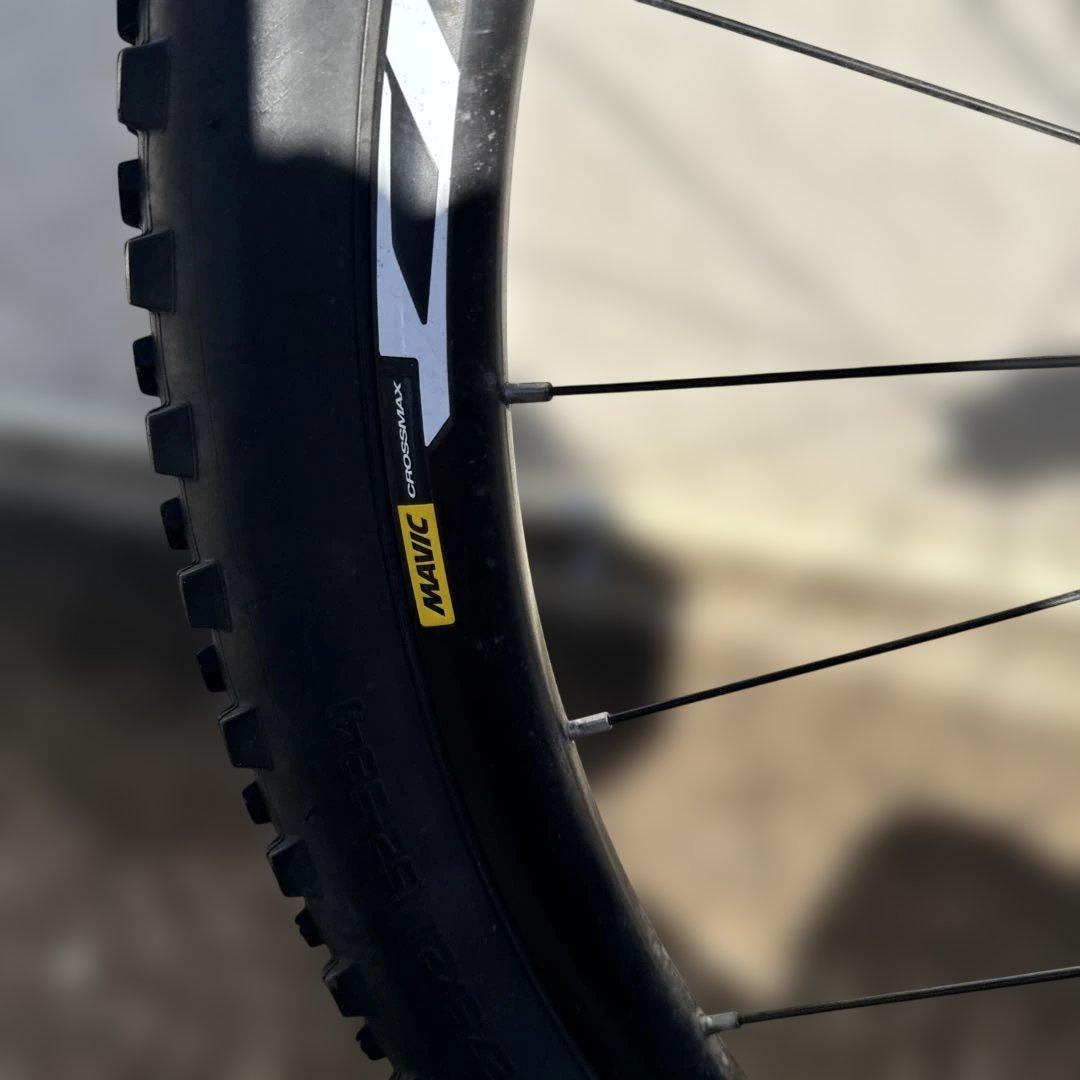 マヴィック MAVIC クロスマックス CROSS MAX 27.5 ホイール