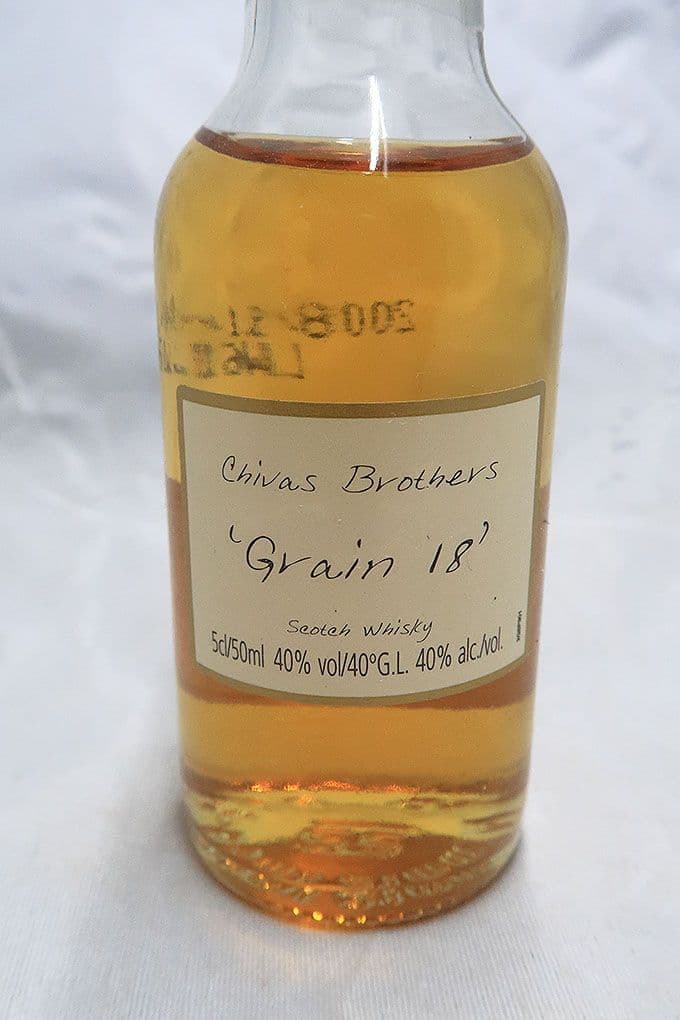 シーバスリーガル １８年・１２年 ・原酒ミニチュアボトル ４種