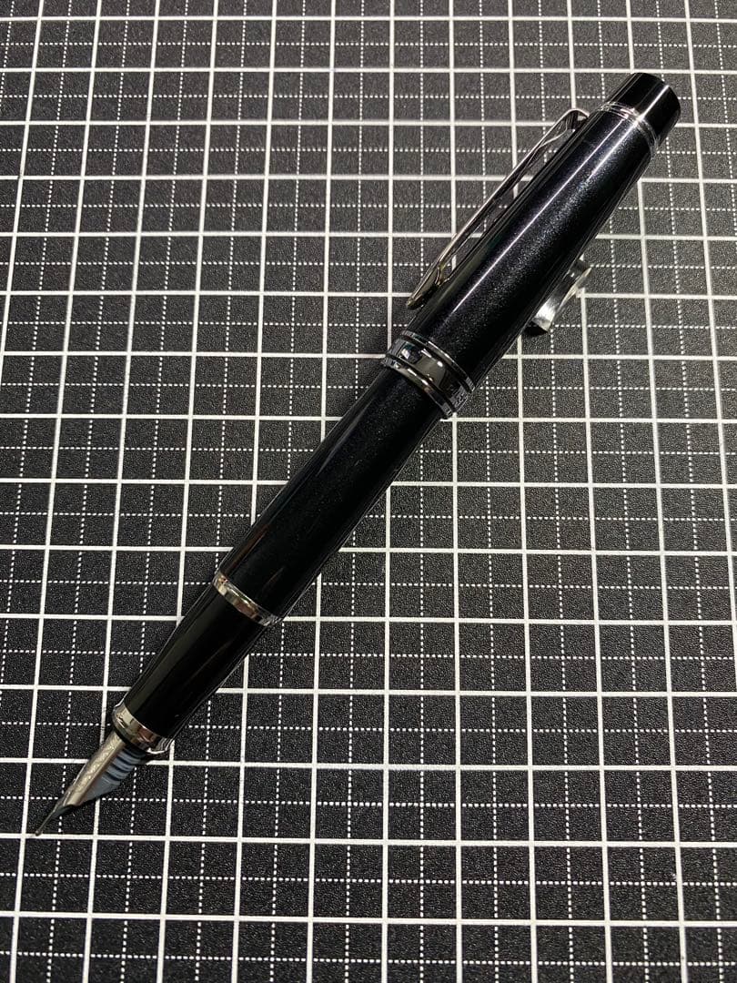 PILOT STELLA 90s Jet-black 万年筆　字幅M