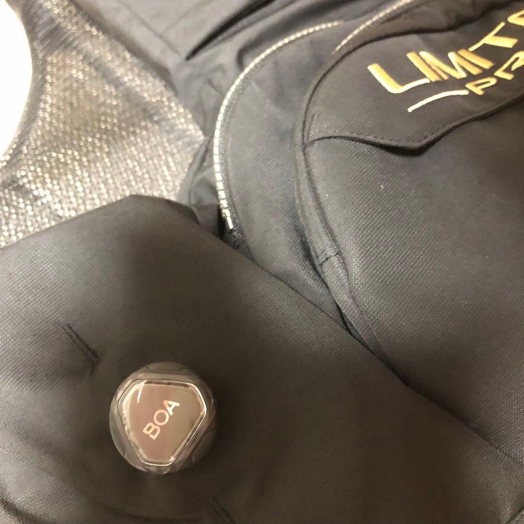 ★海野男★新品未使用　シマノ　フローティングベストLP ブラック