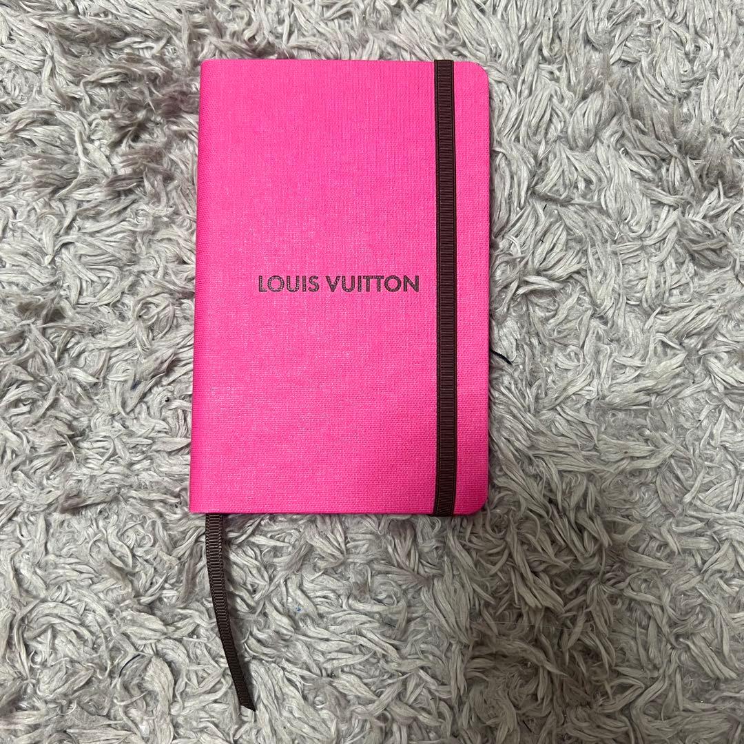 LOUIS VUITTON ピンク メモ帳