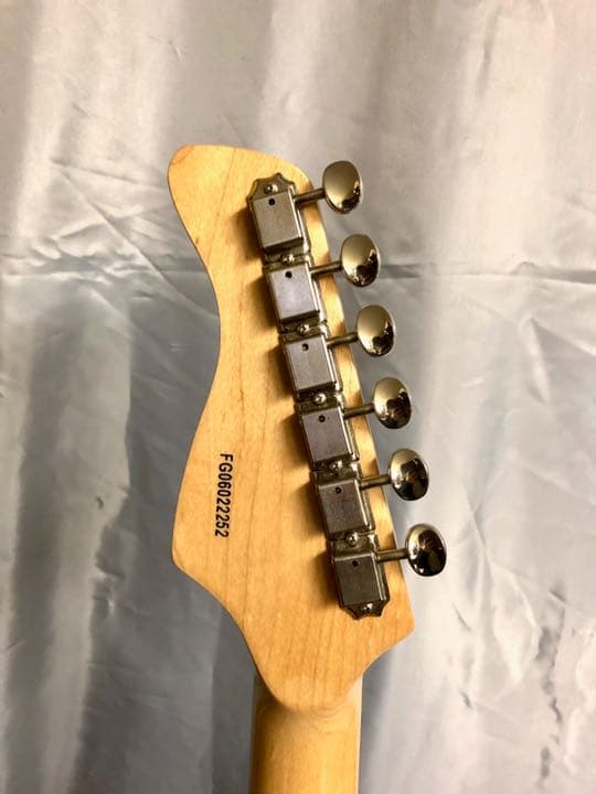 Fernandes RS-50 中古品