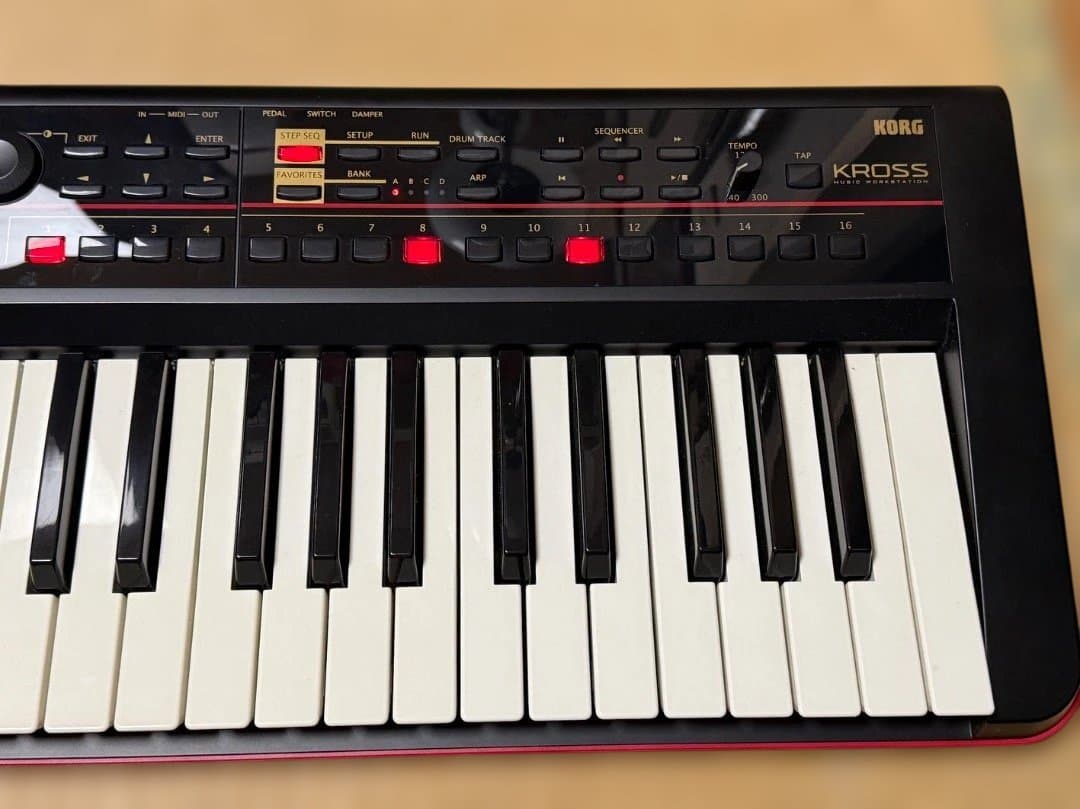 KORG KROSS 61 ワークステーション
